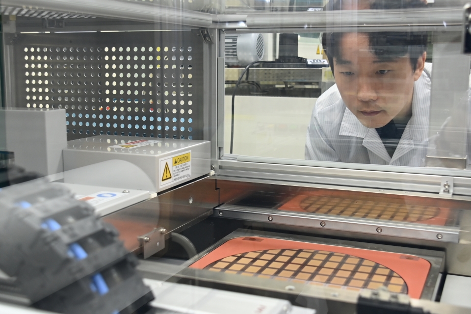 ETRI, 95% 절전 반도체 패키징 기술 개발