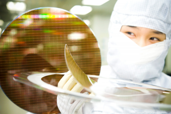 HBM 날개 달고 ‘훨훨’…SK하이닉스, 3분기 영업익 11.4조